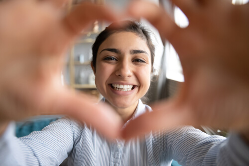How Does Social Media Affect Body Image? An In-depth Analysis ...